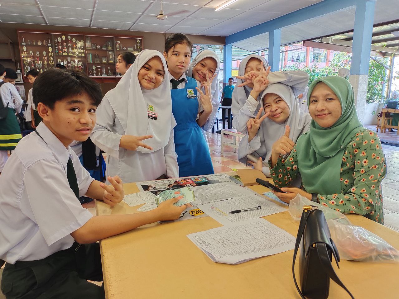 Pendaftaran Semula Pelajar 2023 Bagi Sesi Persekolahan 2024